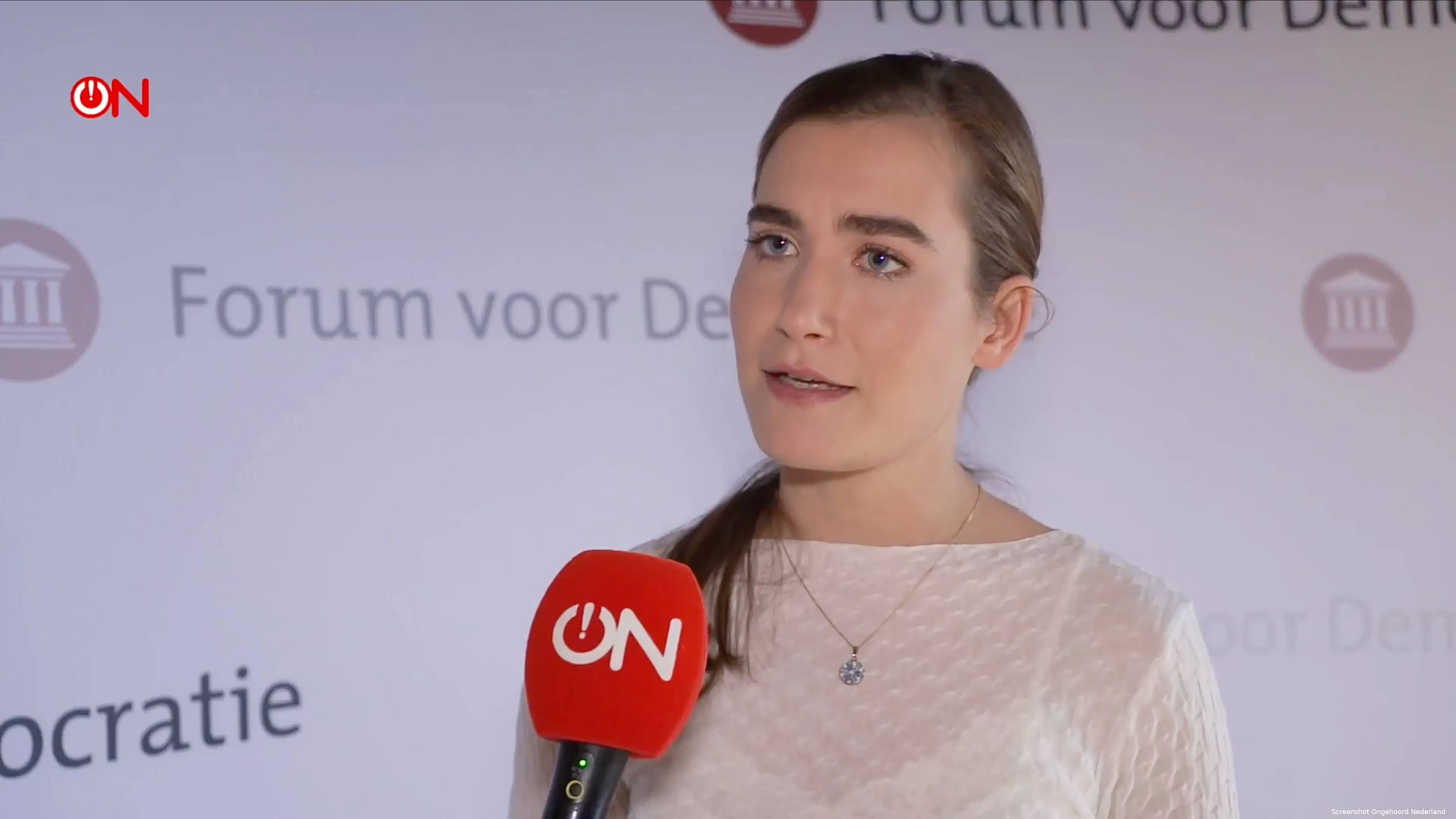 Lidewij de Vos presenteert zich als nieuwe FVD-lijsttrekker: generatie in de knel, koers ...